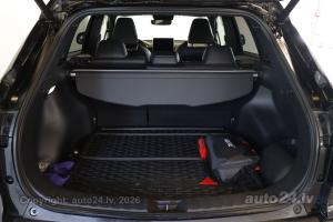 Melns Toyota Corolla Cross 2024 Tallina, ar dzinēja tilpumu 1.99 L un nobraukumu 56 tūkst. km par 33700 €, foto 11 vietnē AUTOMOTO.COM.LV