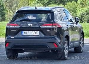 Черный Тойота Corolla Cross 2025 в Таллин, объемом двигателя 2.00 л и пробегом 31 тыс. км за 32900 €, фото  на AUTOMOTO.COM.LV