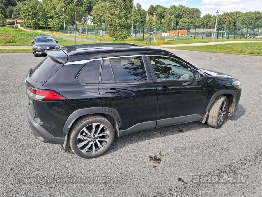 Черный Тойота Corolla Cross 2025 в Таллин, объемом двигателя 2.00 л и пробегом 31 тыс. км за 32900 €, фото 9 на AUTOMOTO.COM.LV
