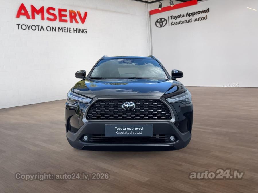 Черный Тойота Corolla Cross 2025 в Пайде, объемом двигателя 2.00 л и пробегом 31 тыс. км за 32790 €, фото 6 на AUTOMOTO.COM.LV