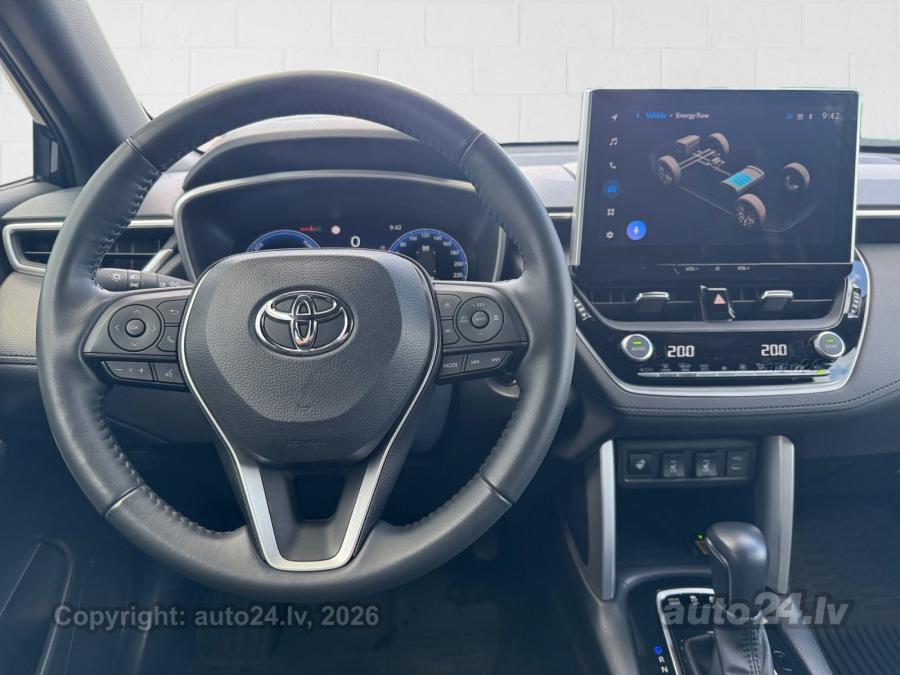 Черный Тойота Corolla Cross 2025 в Пайде, объемом двигателя 2.00 л и пробегом 31 тыс. км за 32790 €, фото 10 на AUTOMOTO.COM.LV
