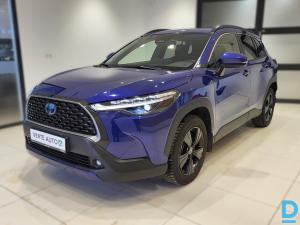 Синий Тойота Corolla Cross 2022 в Рига, объемом двигателя 2.00 л и пробегом 26 тыс. км за 29490 €, фото 3 на AUTOMOTO.COM.LV