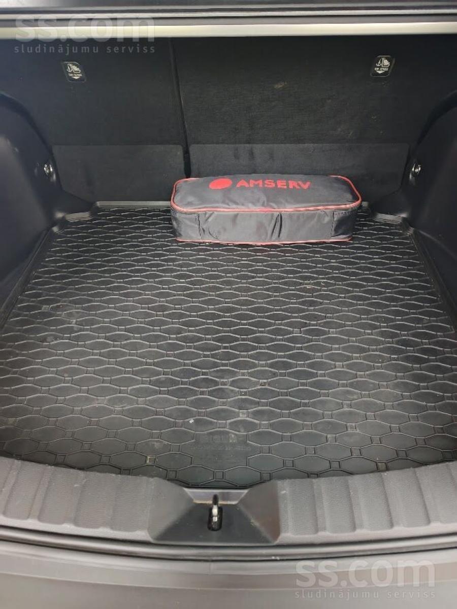 Zils Toyota Corolla Cross 2023 Rīga, ar dzinēja tilpumu 2.00 L un nobraukumu 63 tūkst. km par 29850 €, foto 11 vietnē AUTOMOTO.COM.LV