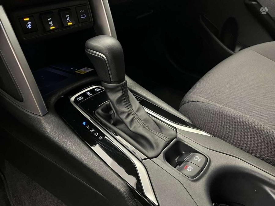 Синий Тойота Corolla Cross 2024 в Паневежис, объемом двигателя 1.80 л и пробегом 34 тыс. км за 29990 €, фото 33 на AUTOMOTO.COM.LV
