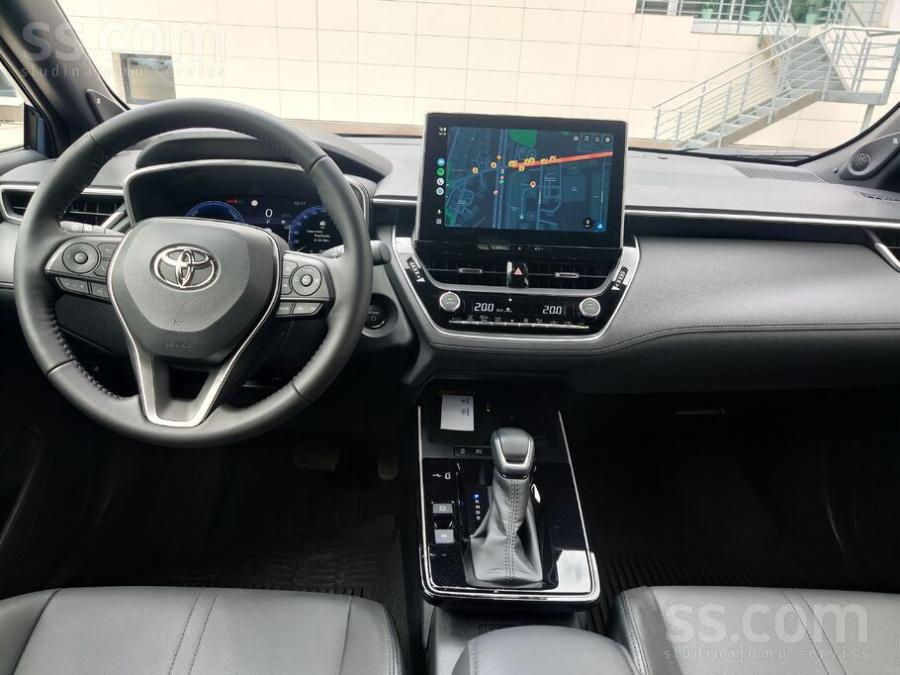 Синий Тойота Corolla Cross 2025 в Рига, объемом двигателя 2.00 л и пробегом 4 тыс. км за 43000 €, фото 9 на AUTOMOTO.COM.LV