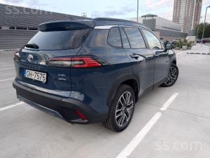 Синий Тойота Corolla Cross 2025 в Рига, объемом двигателя 2.00 л и пробегом 6 тыс. км за 41000 €, фото 6 на AUTOMOTO.COM.LV