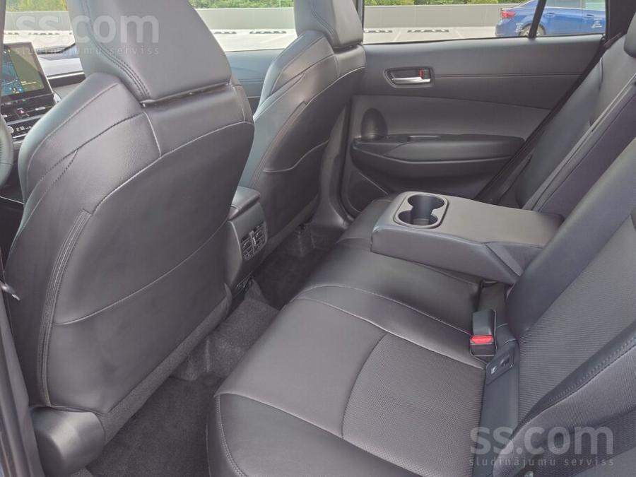 Синий Тойота Corolla Cross 2025 в Рига, объемом двигателя 2.00 л и пробегом 6 тыс. км за 41000 €, фото 16 на AUTOMOTO.COM.LV