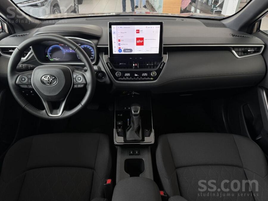 Коричневый Тойота Corolla Cross 2025 в Рига, объемом двигателя 1.80 л и пробегом 15 тыс. км за 32700 €, фото 11 на AUTOMOTO.COM.LV