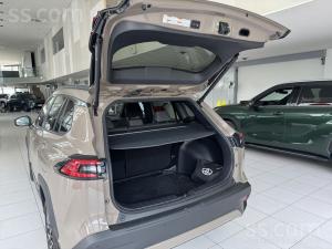 Коричневый Тойота Corolla Cross 2025 в Рига, объемом двигателя 1.80 л и пробегом 15 тыс. км за 32700 €, фото 18 на AUTOMOTO.COM.LV