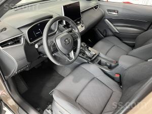 Коричневый Тойота Corolla Cross 2026 в Екабпилс, объемом двигателя 1.80 л и пробегом 10 тыс. км за 34200 €, фото 12 на AUTOMOTO.COM.LV