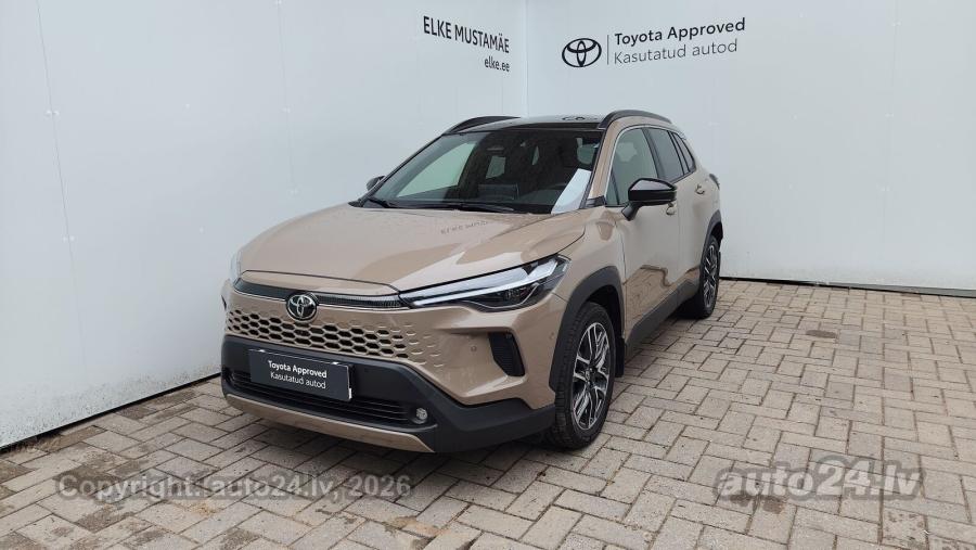 Коричневый Тойота Corolla Cross 2025 в Таллин, объемом двигателя 1.99 л и пробегом 16 тыс. км за 43995 €, фото 1 на AUTOMOTO.COM.LV