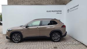 Коричневый Тойота Corolla Cross 2025 в Таллин, объемом двигателя 1.99 л и пробегом 16 тыс. км за 43995 €, фото 4 на AUTOMOTO.COM.LV