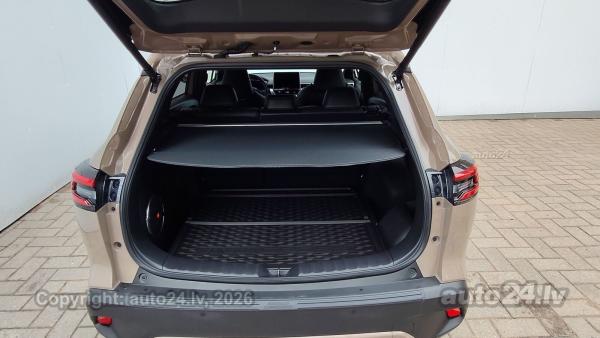 Brown Toyota Corolla Cross 2025 in Tallinn, with an engine capacity of 1.99 L and mileage of 16 thousand km for 43995 €, photo 9 on AUTOMOTO.COM.LV