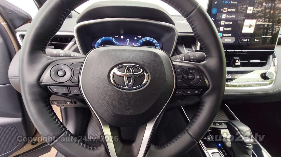 Коричневый Тойота Corolla Cross 2025 в Таллин, объемом двигателя 1.99 л и пробегом 16 тыс. км за 43995 €, фото 12 на AUTOMOTO.COM.LV
