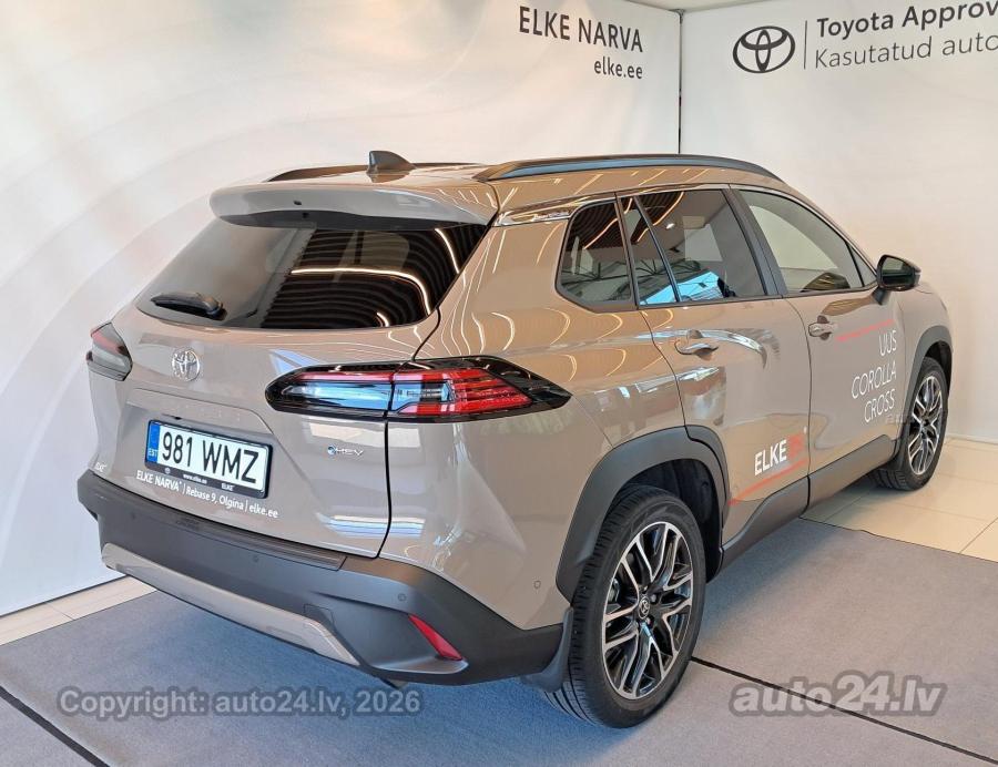 Коричневый Тойота Corolla Cross 2025 в Нарва, объемом двигателя 1.99 л и пробегом 16 тыс. км за 38490 €, фото 3 на AUTOMOTO.COM.LV
