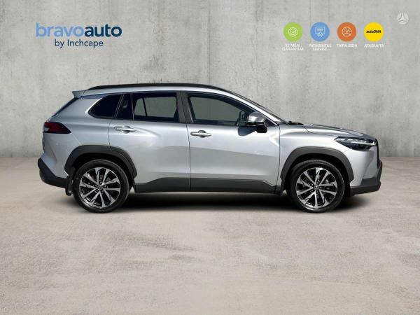 Toyota Corolla Cross 2023 Kauņa, ar dzinēja tilpumu 2.00 L un nobraukumu 90 tūkst. km par 27771 €, foto 6 vietnē AUTOMOTO.COM.LV
