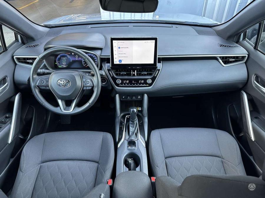Toyota Corolla Cross 2023 Kauņa, ar dzinēja tilpumu 2.00 L un nobraukumu 90 tūkst. km par 27771 €, foto 15 vietnē AUTOMOTO.COM.LV
