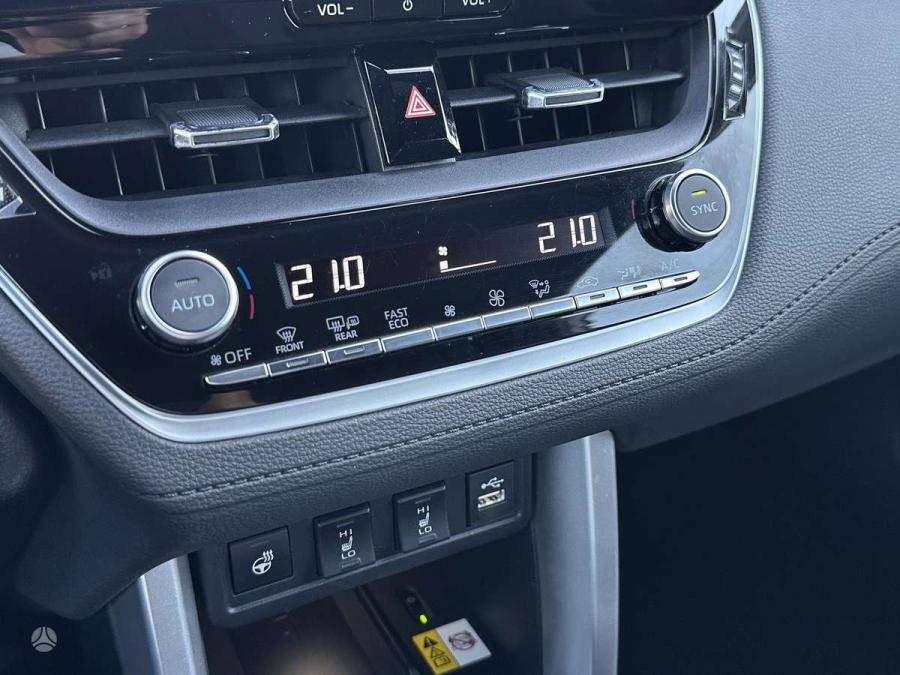 Toyota Corolla Cross 2023 Kauņa, ar dzinēja tilpumu 2.00 L un nobraukumu 90 tūkst. km par 27771 €, foto 29 vietnē AUTOMOTO.COM.LV