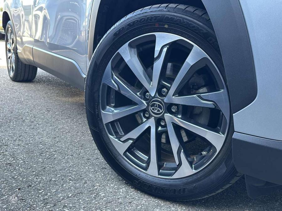Toyota Corolla Cross 2023 Kauņa, ar dzinēja tilpumu 2.00 L un nobraukumu 90 tūkst. km par 27771 €, foto 36 vietnē AUTOMOTO.COM.LV