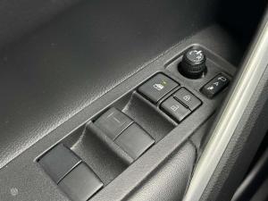 Toyota Corolla Cross 2023 Kauņa, ar dzinēja tilpumu 2.00 L un nobraukumu 115 tūkst. km par 24971 €, foto 21 vietnē AUTOMOTO.COM.LV