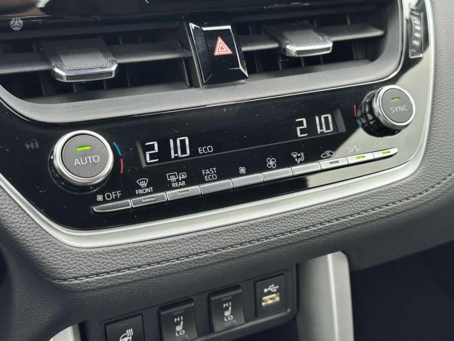 Toyota Corolla Cross 2023 Kauņa, ar dzinēja tilpumu 2.00 L un nobraukumu 115 tūkst. km par 24971 €, foto 24 vietnē AUTOMOTO.COM.LV