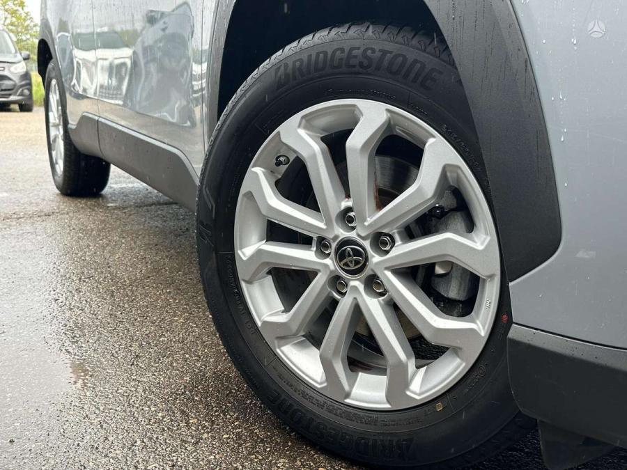 Toyota Corolla Cross 2023 Kauņa, ar dzinēja tilpumu 2.00 L un nobraukumu 115 tūkst. km par 24971 €, foto 29 vietnē AUTOMOTO.COM.LV