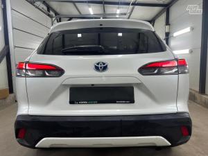 Тойота Corolla Cross 2023 в Аукштейи Русокай, объемом двигателя 2.00 л и пробегом 56 тыс. км за 22748 €, фото 7 на AUTOMOTO.COM.LV