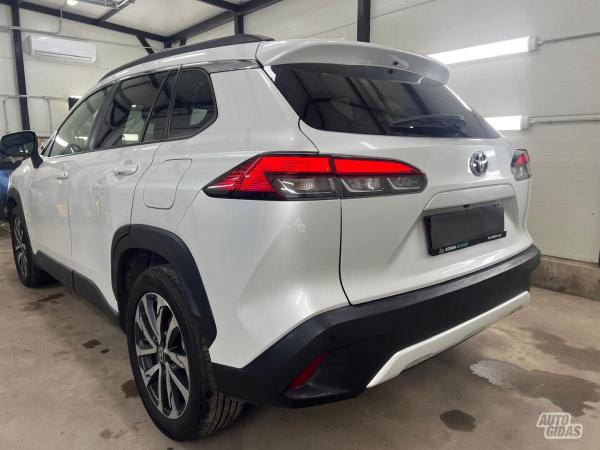 Тойота Corolla Cross 2023 в Аукштейи Русокай на AUTOMOTO.COM.LV Тойота Corolla Cross 2023 в Аукштейи Русокай, объемом двигателя 2.00 л и пробегом 56 тыс. км за 22748 €, фото 8 на AUTOMOTO.COM.LV