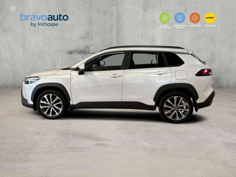 Тойота Corolla Cross 2024 в Вильнюс, объемом двигателя 1.80 л и пробегом 96 тыс. км за 27500 €, фото 3 на AUTOMOTO.COM.LV
