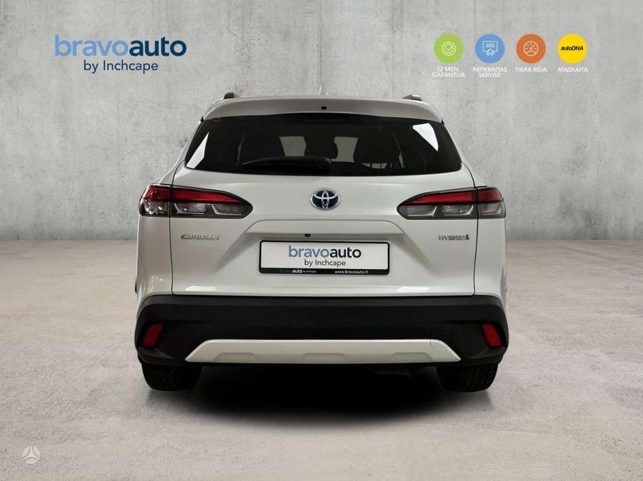 Тойота Corolla Cross 2024 в Вильнюс, объемом двигателя 1.80 л и пробегом 103 тыс. км за 27000 €, фото 5 на AUTOMOTO.COM.LV