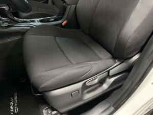 Toyota Corolla Cross 2024 in Vilnius, with an engine capacity of 1.80 L and mileage of 93 thousand km for 27500 €, photo 15 on AUTOMOTO.COM.LV