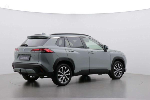 Зеленый Тойота Corolla Cross 2022 в Вильнюс, объемом двигателя 1.99 л и пробегом 91 тыс. км за 32900 €, фото 4 на AUTOMOTO.COM.LV