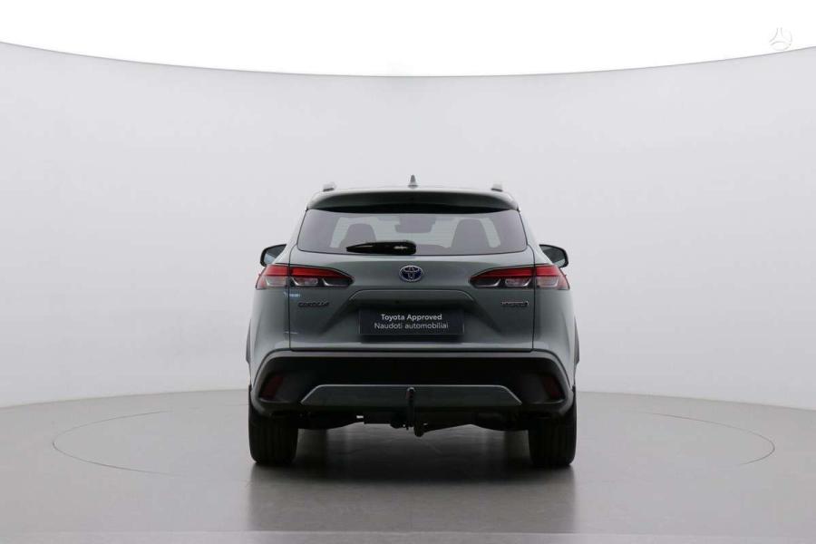 Zaļš Toyota Corolla Cross 2022 Viļņa, ar dzinēja tilpumu 1.99 L un nobraukumu 91 tūkst. km par 32900 €, foto 6 vietnē AUTOMOTO.COM.LV