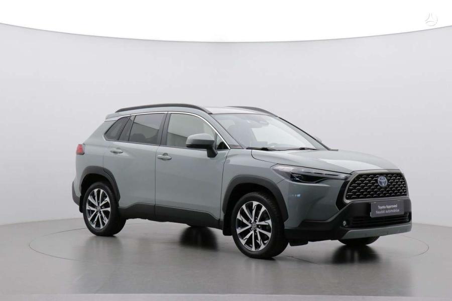 Zaļš Toyota Corolla Cross 2022 Viļņa, ar dzinēja tilpumu 1.99 L un nobraukumu 91 tūkst. km par 32900 €, foto 20 vietnē AUTOMOTO.COM.LV