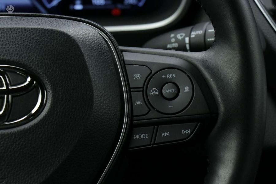 Zaļš Toyota Corolla Cross 2022 Viļņa, ar dzinēja tilpumu 1.99 L un nobraukumu 91 tūkst. km par 32900 €, foto 31 vietnē AUTOMOTO.COM.LV