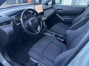 Zaļš Toyota Corolla Cross 2022 Kauņa, ar dzinēja tilpumu 2.00 L un nobraukumu 127 tūkst. km par 26471 €, foto 10 vietnē AUTOMOTO.COM.LV