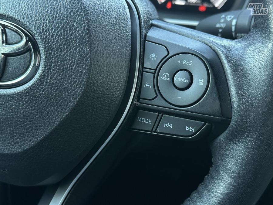 Zaļš Toyota Corolla Cross 2022 Kauņa, ar dzinēja tilpumu 2.00 L un nobraukumu 127 tūkst. km par 26471 €, foto 16 vietnē AUTOMOTO.COM.LV