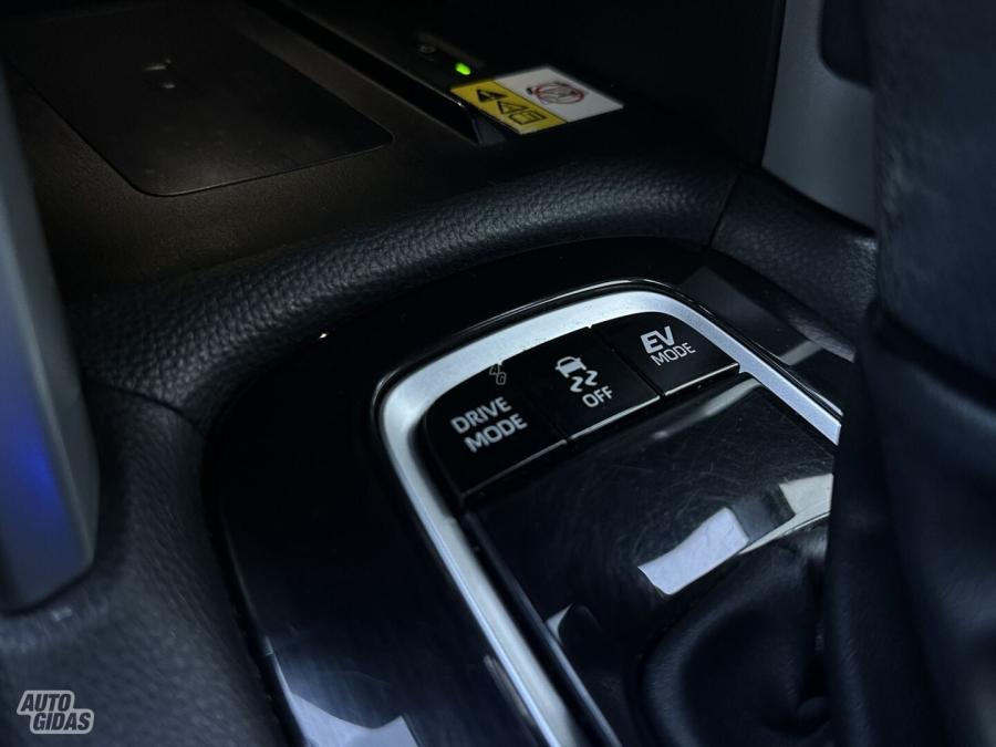Zaļš Toyota Corolla Cross 2022 Kauņa, ar dzinēja tilpumu 2.00 L un nobraukumu 127 tūkst. km par 26471 €, foto 30 vietnē AUTOMOTO.COM.LV