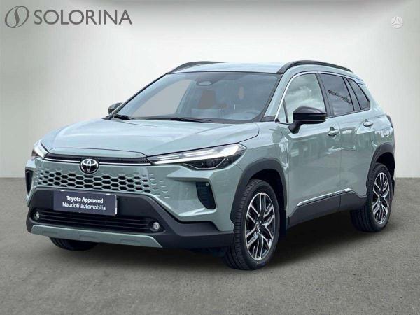 Зеленый Тойота Corolla Cross 2025 в Клайпеда, объемом двигателя 1.80 л и пробегом 10 тыс. км за 32000 €, фото 1 на AUTOMOTO.COM.LV