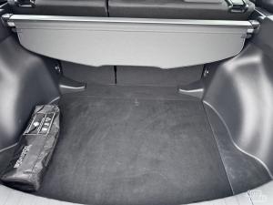 Green Toyota Corolla Cross 2025 in Avizieniai, with an engine capacity of 1.80 L and mileage of 43 thousand km for 27950 €, photo 8 on AUTOMOTO.COM.LV