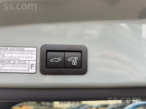Zaļš Toyota Corolla Cross 2025 Liepāja, ar dzinēja tilpumu 1.80 L un nobraukumu 24 tūkst. km par 32900 €, foto 11 vietnē AUTOMOTO.COM.LV