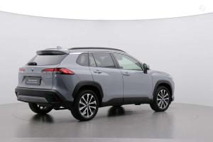 Pelēks Toyota Corolla Cross 2022 Viļņa, ar dzinēja tilpumu 1.99 L un nobraukumu 50 tūkst. km par 31900 €, foto 4 vietnē AUTOMOTO.COM.LV