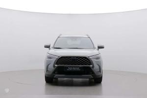 Pelēks Toyota Corolla Cross 2022 Viļņa, ar dzinēja tilpumu 1.99 L un nobraukumu 50 tūkst. km par 31900 €, foto 7 vietnē AUTOMOTO.COM.LV
