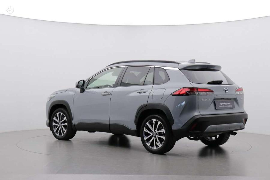 Pelēks Toyota Corolla Cross 2022 Viļņa, ar dzinēja tilpumu 1.99 L un nobraukumu 50 tūkst. km par 31900 €, foto 19 vietnē AUTOMOTO.COM.LV