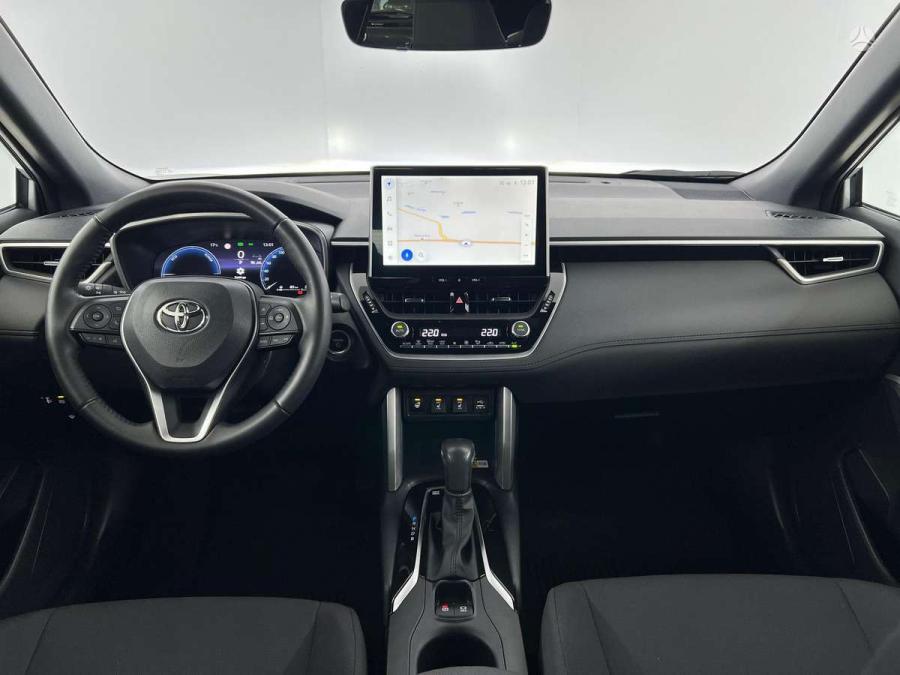 Серый Тойота Corolla Cross 2023 в Вильнюс, объемом двигателя 1.80 л и пробегом 47 тыс. км за 29900 €, фото 9 на AUTOMOTO.COM.LV