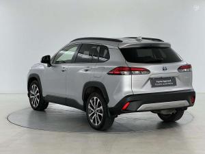 Серый Тойота Corolla Cross 2023 в Вильнюс, объемом двигателя 1.80 л и пробегом 47 тыс. км за 29900 €, фото 18 на AUTOMOTO.COM.LV