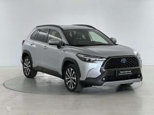 Grey Toyota Corolla Cross 2023 in Vilnius, with an engine capacity of 1.99 L and mileage of 42 thousand km for 31900 €, photo 19 on AUTOMOTO.COM.LV