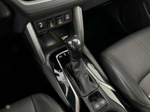 Grey Toyota Corolla Cross 2023 in Vilnius, with an engine capacity of 1.99 L and mileage of 42 thousand km for 31900 €, photo 24 on AUTOMOTO.COM.LV