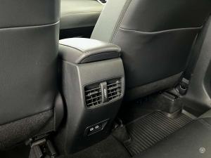 Grey Toyota Corolla Cross 2023 in Vilnius, with an engine capacity of 1.99 L and mileage of 42 thousand km for 31900 €, photo 26 on AUTOMOTO.COM.LV