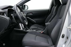 Серый Тойота Corolla Cross 2023 в Вильнюс, объемом двигателя 1.99 л и пробегом 63 тыс. км за 29990 €, фото 12 на AUTOMOTO.COM.LV